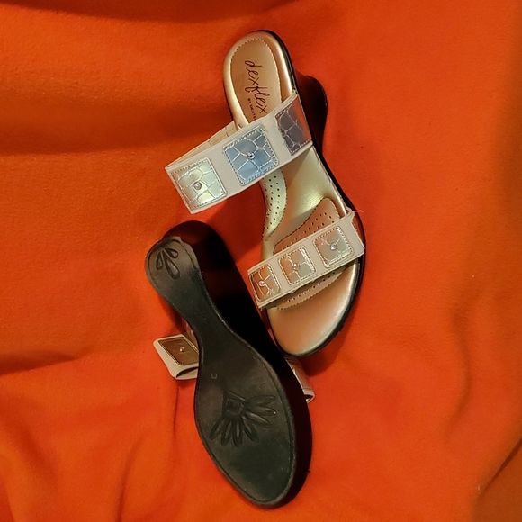 dexflex comfort | Shoes | Dexflex Wedge Sandals | Poshmark